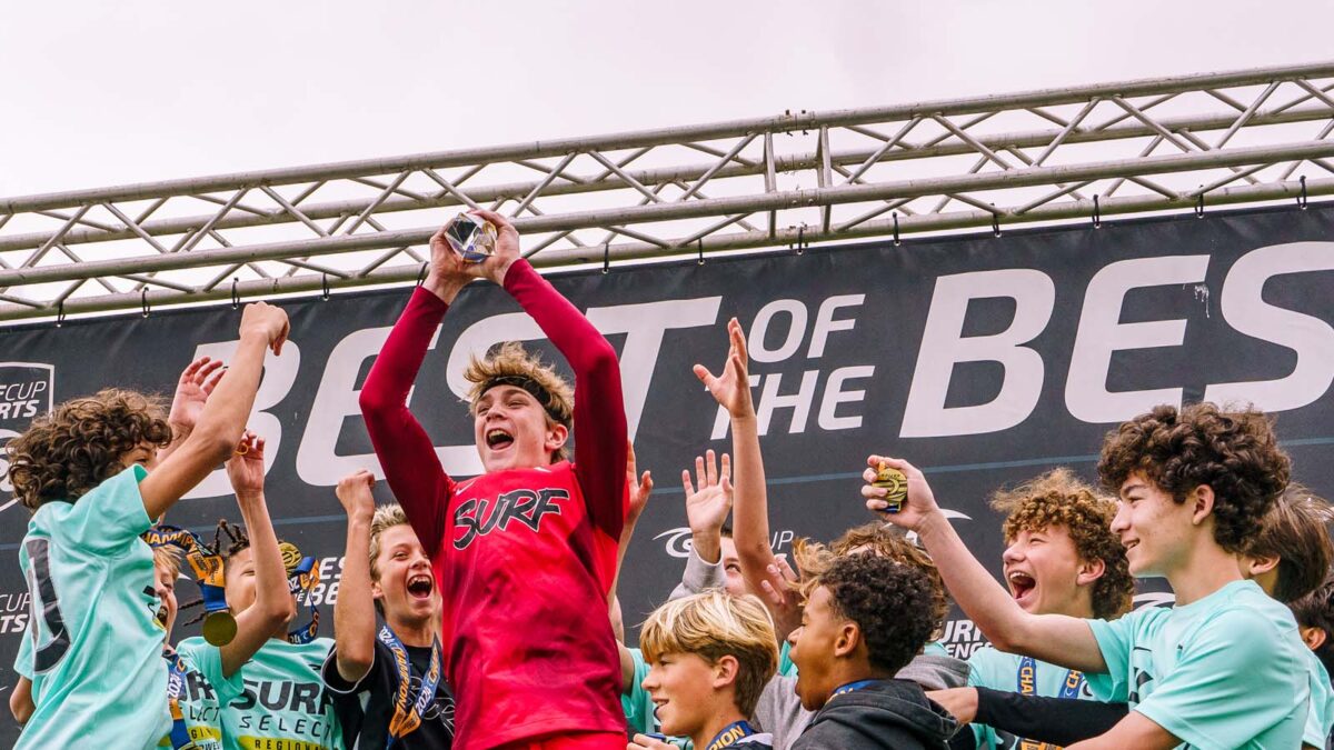 bg-player-celebration-03 - Surf Nation